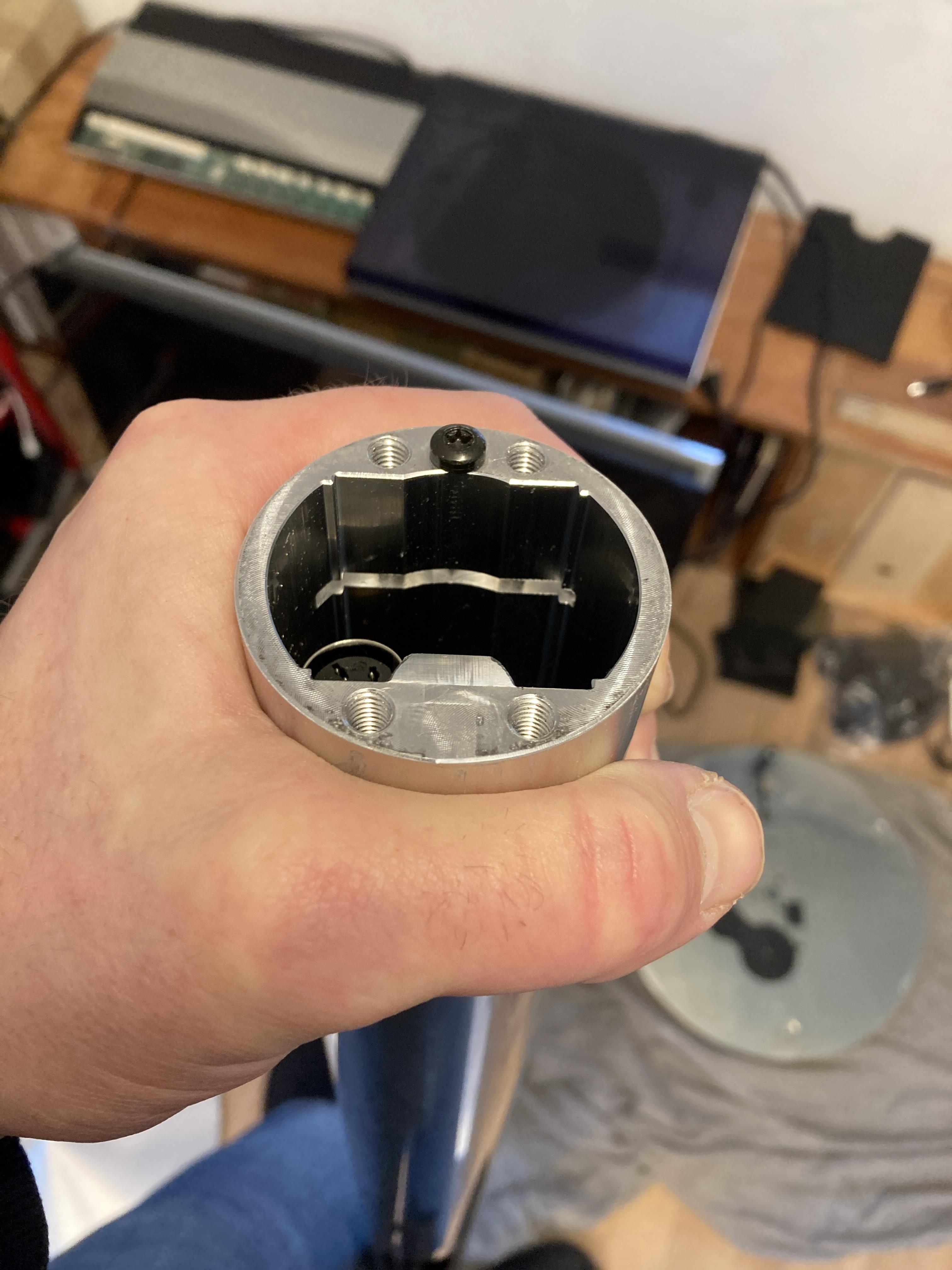 Beovision 6 stand reduce height - BeoWorld Forum